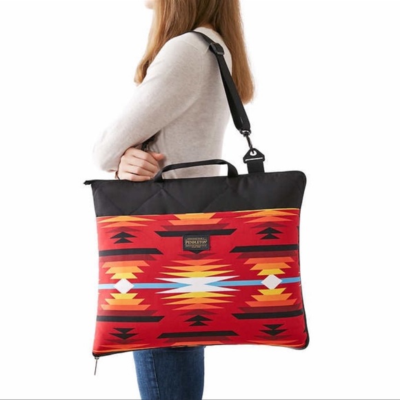 Pendleton | Other | Pendleton Outdoor Packable Blanket 6 X 72 | Poshmark